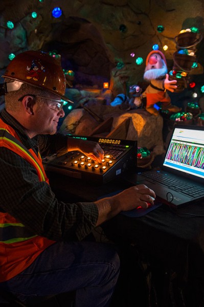 Imagineers Program First Full 3D Audio-Animatronics at Seven Dwarfs ...