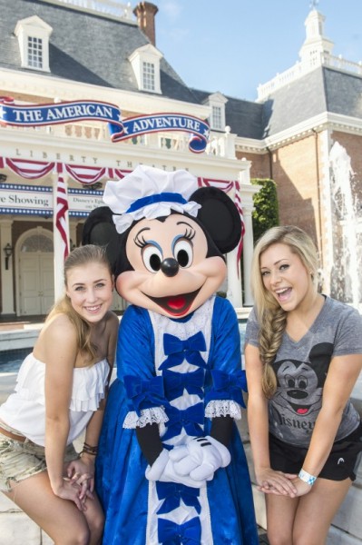 Celebrity Spotting: country music duo Maddie & Tae | The Disney Blog Celebrity Spotting: country music duo Maddie & Tae | The Disney Blog