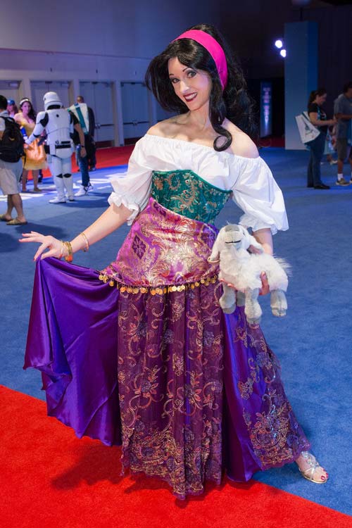 Even more Disney Fan Cosplay from D23 Expo - Gallery #4 | The Disney Blog