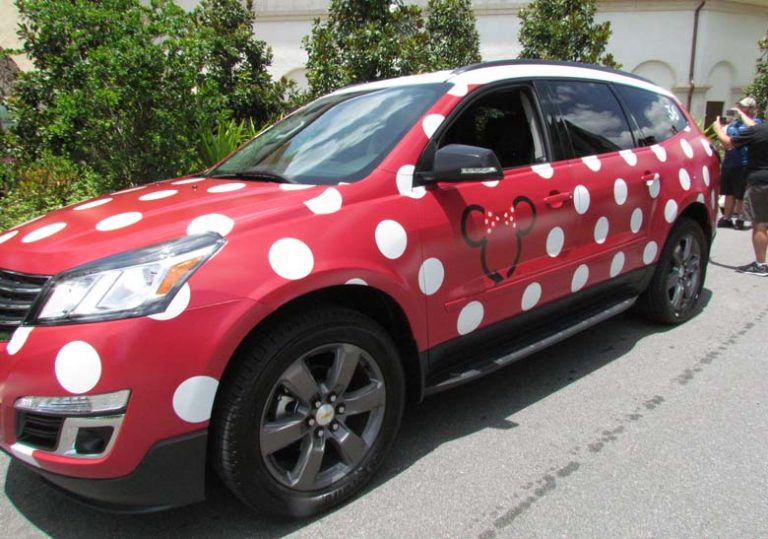 Up close look at Disney's new Minnie Van car service | The Disney Blog