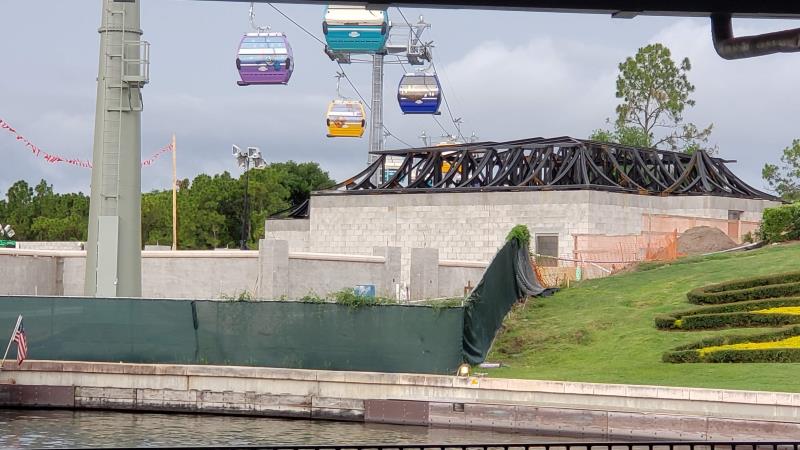 france-ratatouille-skyway-building | The Disney Blog
