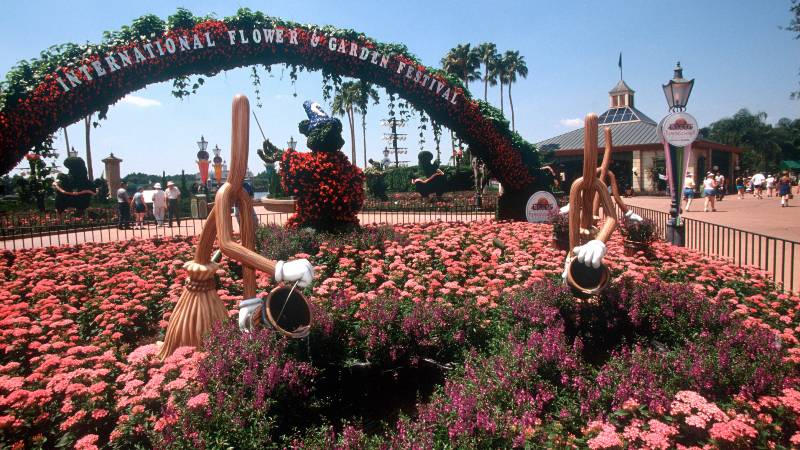 epcot-90s-flower-garden | The Disney Blog